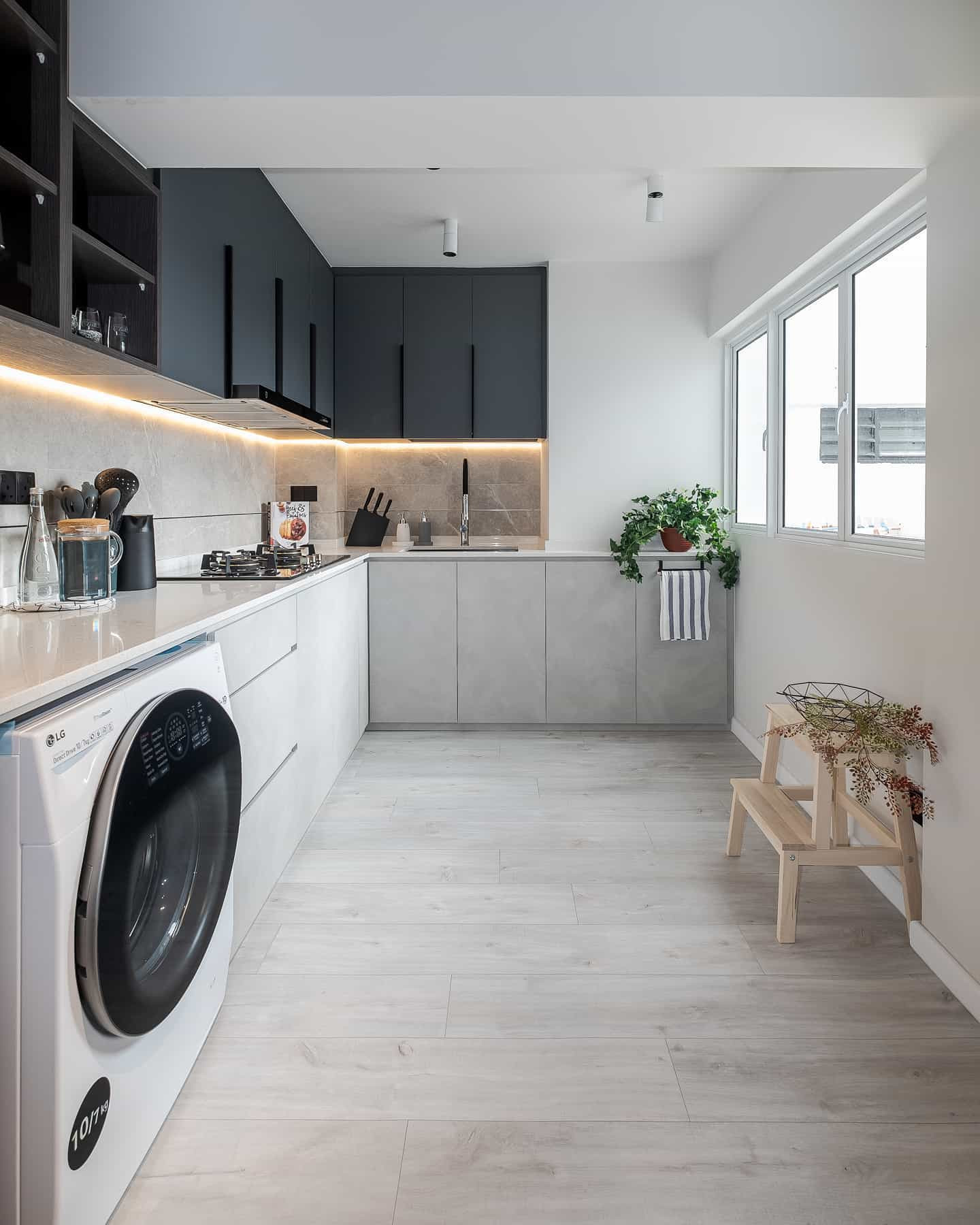 14 Enclosed Kitchen Ideas to Make You Forget Open Concept